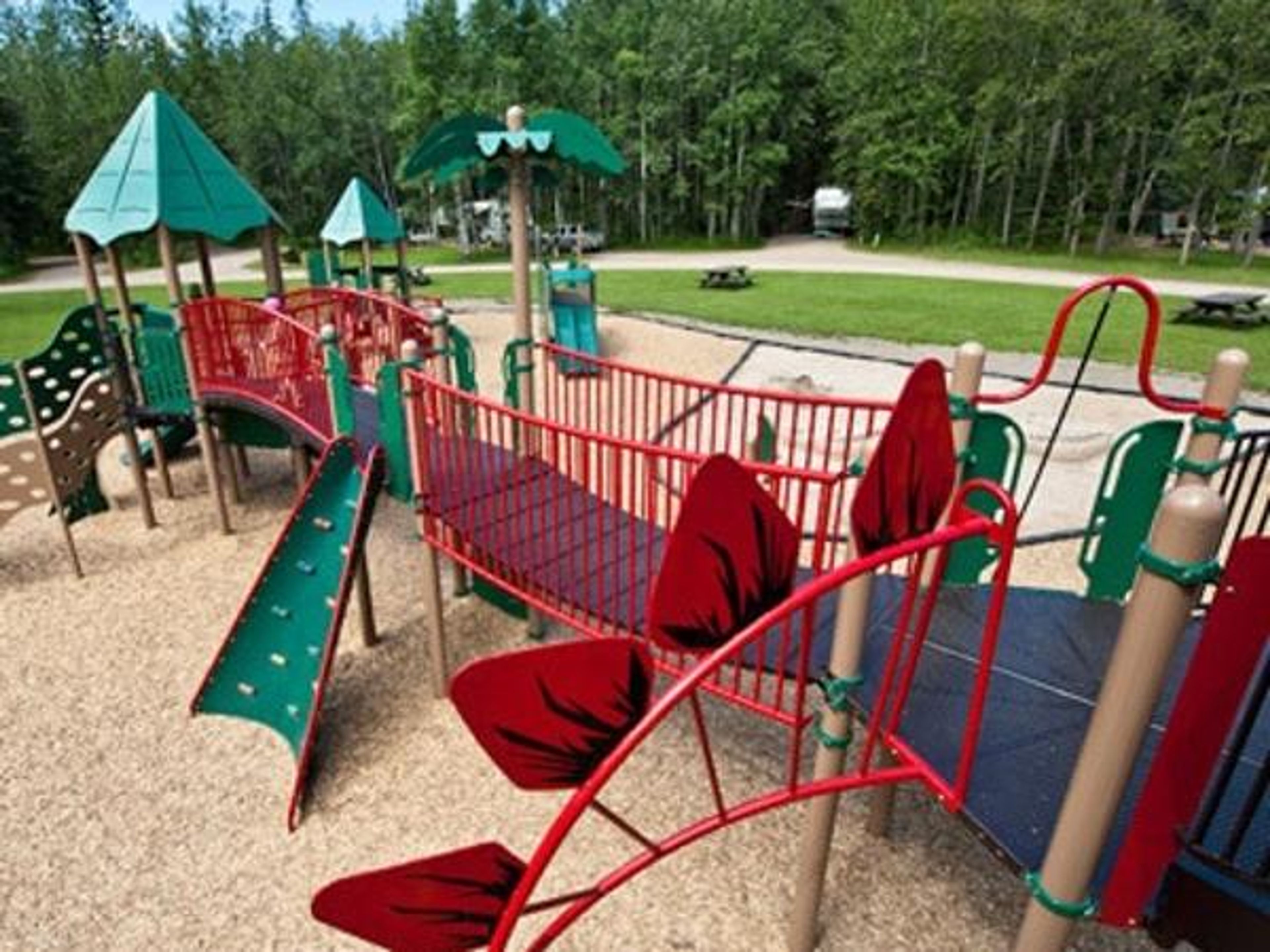 Check Availability and Reserve Pipestone Creek Campground- Camping.com
